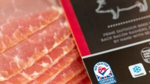 Red Tractor research highlights consumer trust in British farmers - Pig ...