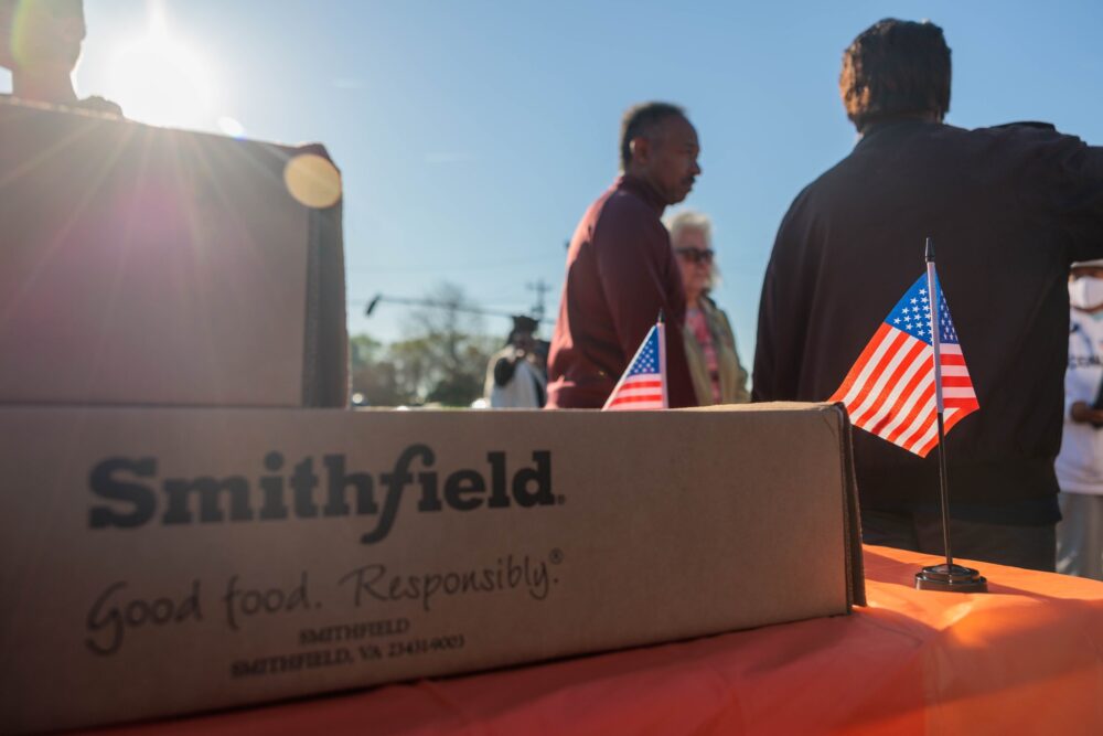Smithfield Foods terminates pig farm contracts, as US pig sector feels ...