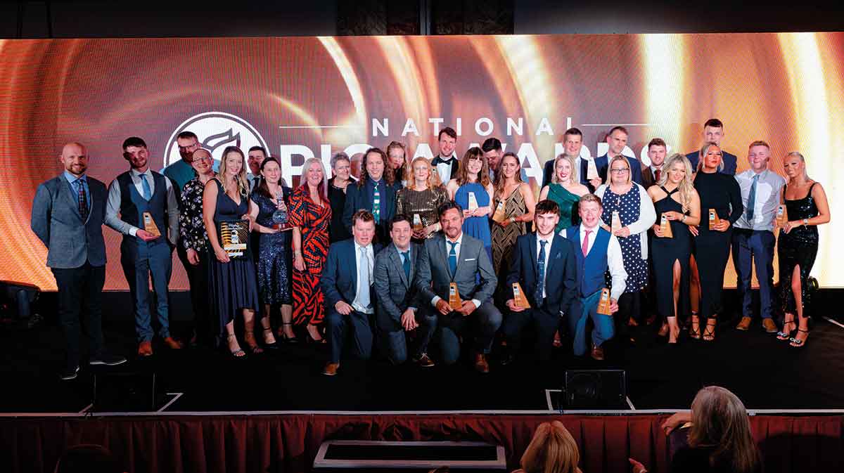 Magician and comedian to host National Pig Awards - Pig World